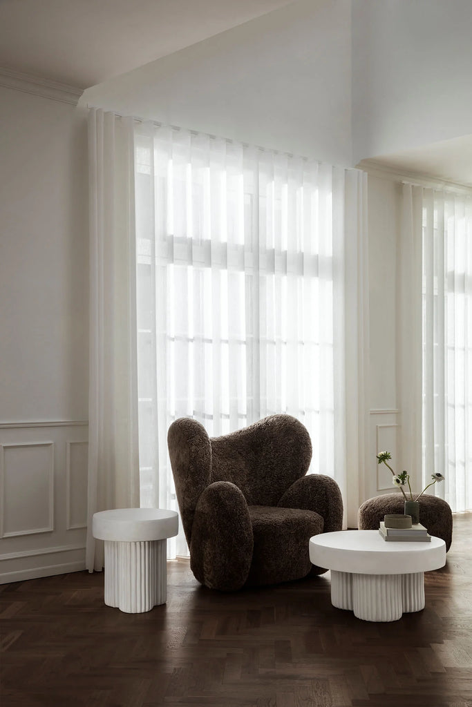 BIG BIG CHAIR – AKT